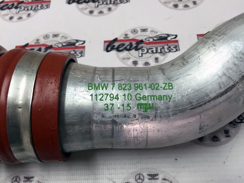 11617823961, 11 61 7 823 961 Патрубок (Шланг) интеркулера правый BMW X5 ...